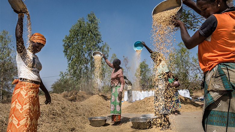 Répondre aux défis interdépendants du Burkina Faso par des réformes ...